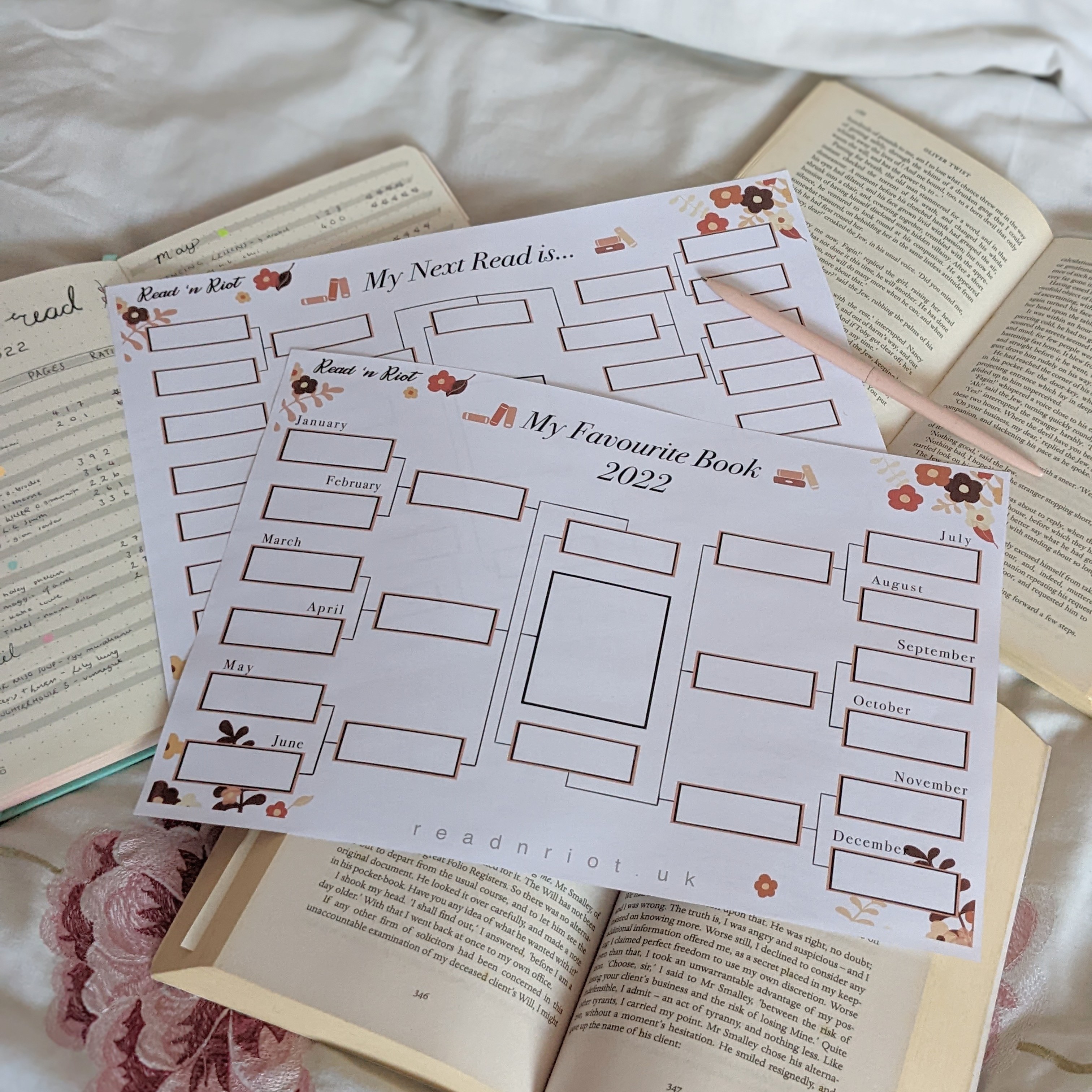 How to Use Book Brackets – Two Ways (Free Downloadable PDF!) – Read ‘N Riot